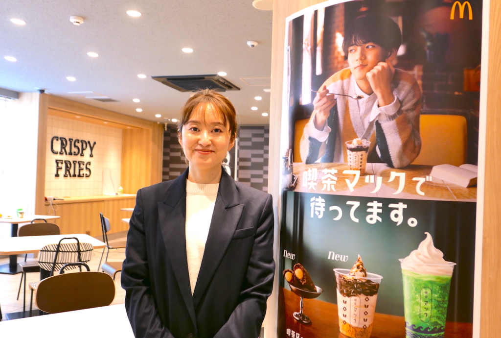 【SNSで話題】発売前から7万いいねの『喫茶マック』食べてみた。マクドナルド初のパフェ開発秘話も | bizSPA!