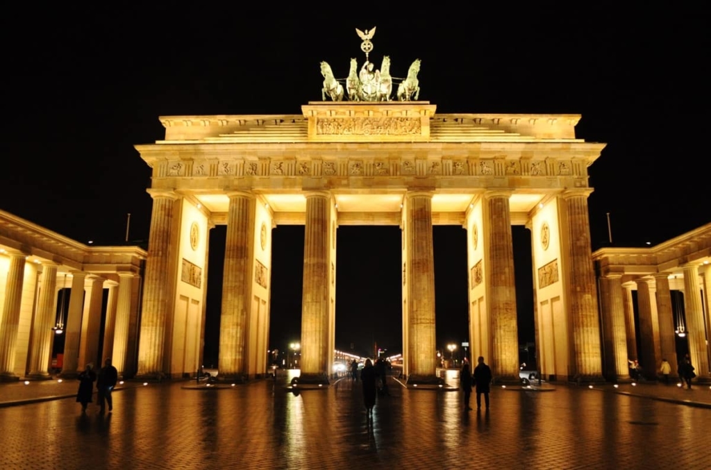 【世界のご当地スタバマグ＆タンブラーと限定マグ27選】観光スポットや名物が描かれ見ているだけで旅気分 | ページ 2 | bizSPA!