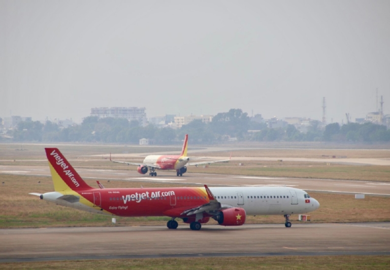 巻き髪を女性CAに求める航空会社「かわいさ」で成長をけん引するLCCベトジェットの戦略 | bizSPA!